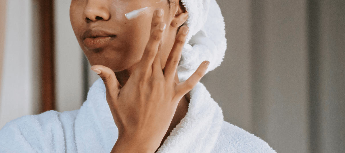 6 Effective Comedones Treatment Methods - The Pink Foundry