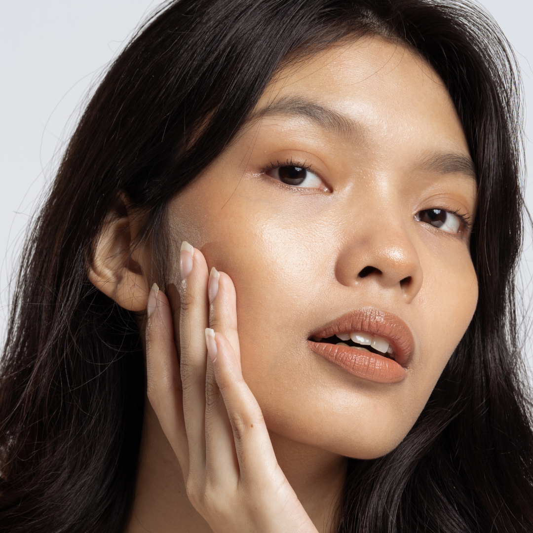 What is the best skincare regimen for acne-prone skin?